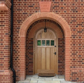 Keystone provides Brick Slip Feature Lintels for private dwelling ...