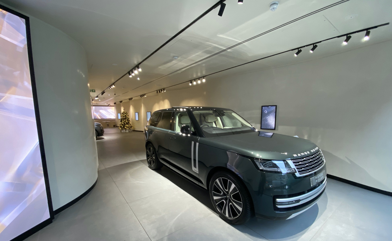 Top marques for Gilberts Blackpool at Land Rover - Buildingtalk